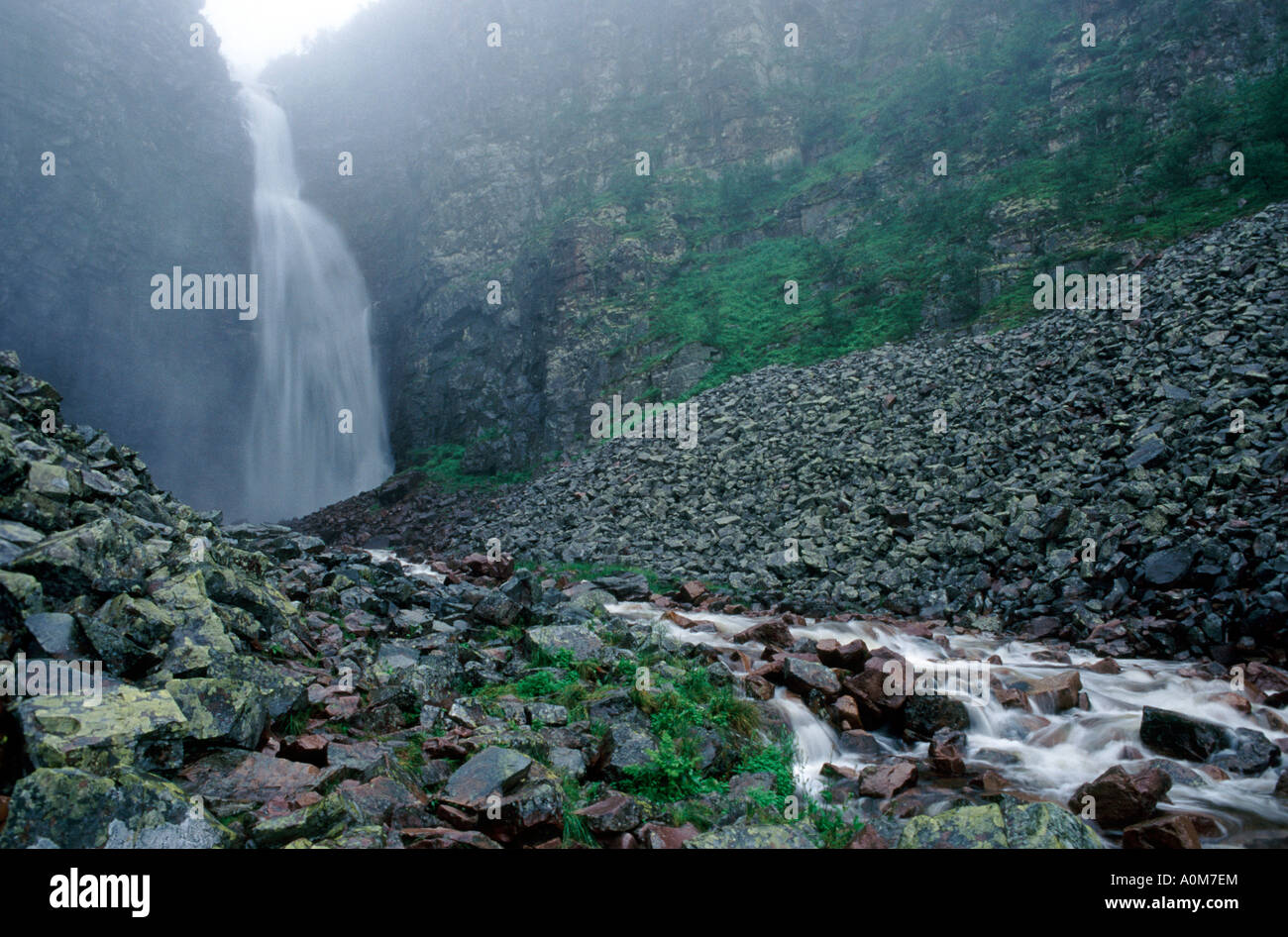 Block waterfall hi-res stock photography and images - Alamy