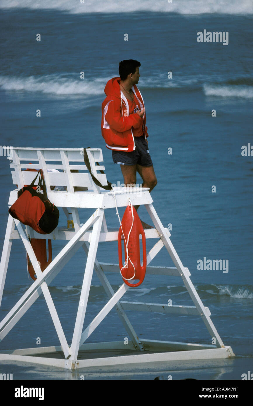 Life guard station nj hi-res stock photography and images - Alamy