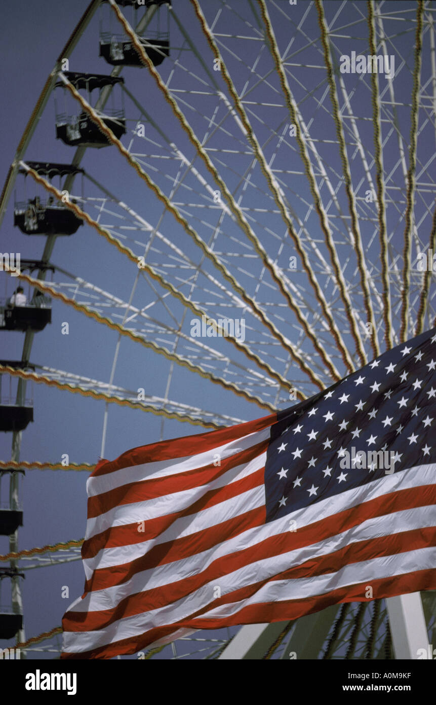 ferris wheel carnival county fair theme park Stock Photo - Alamy