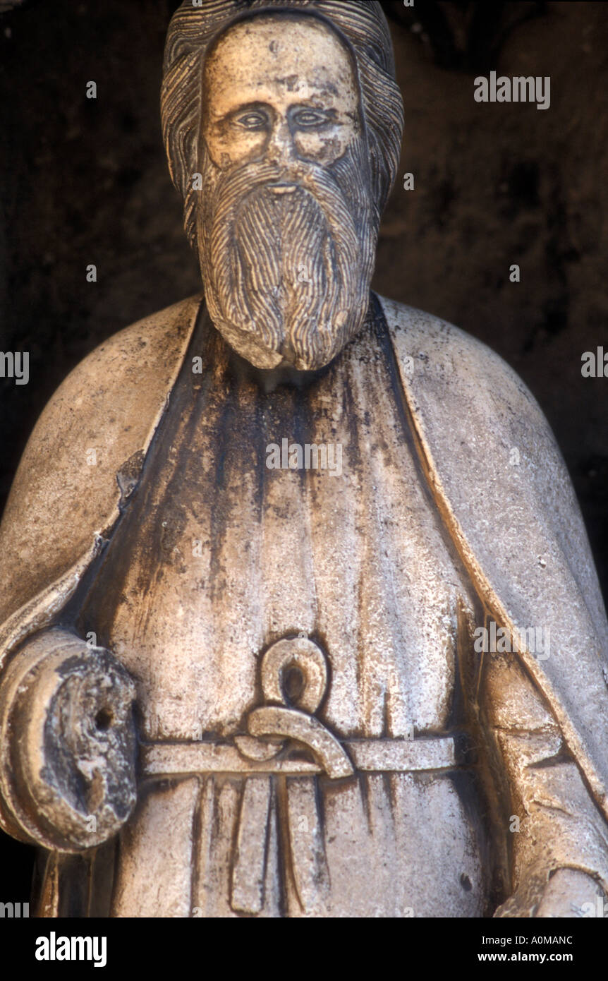 Sibenik, Croatia: Religious statue with missing forearm Stock Photo - Alamy