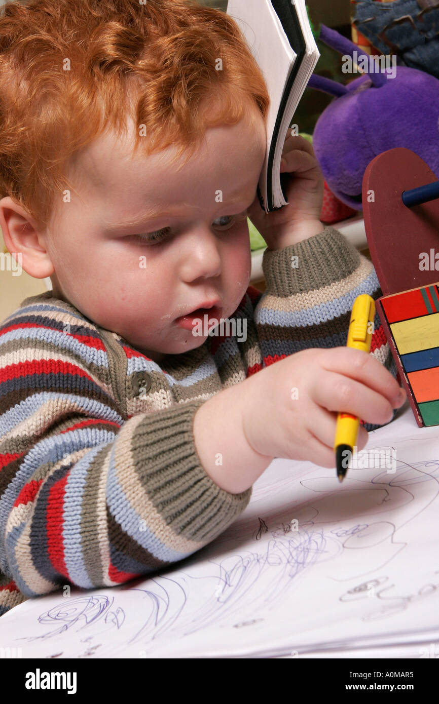 Boy 3 years old drawing hi-res stock photography and images - Alamy