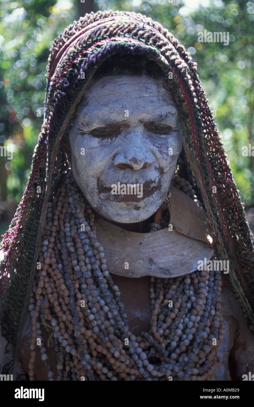 Simbu woman png hi-res stock photography and images - Alamy