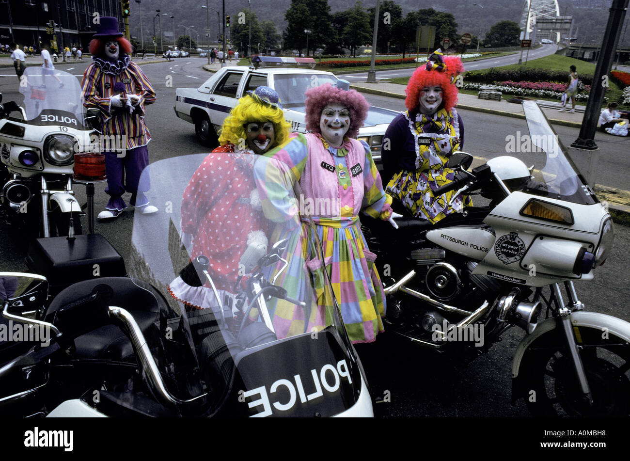 clowns 3 three parade Pitssburgh PA Pennsylvania smile smiling kitsch ...