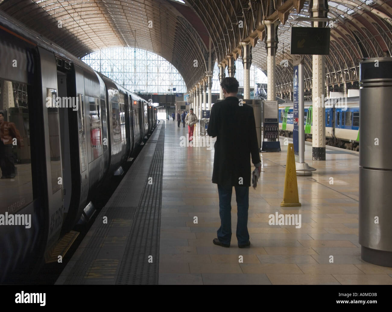 Man standing facing away from hi-res stock photography and images - Alamy