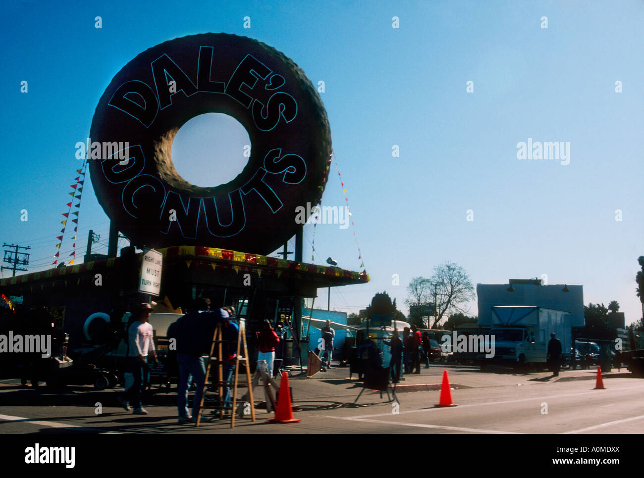 Dales Donuts, being filmed. American icon convenience food in Los ...