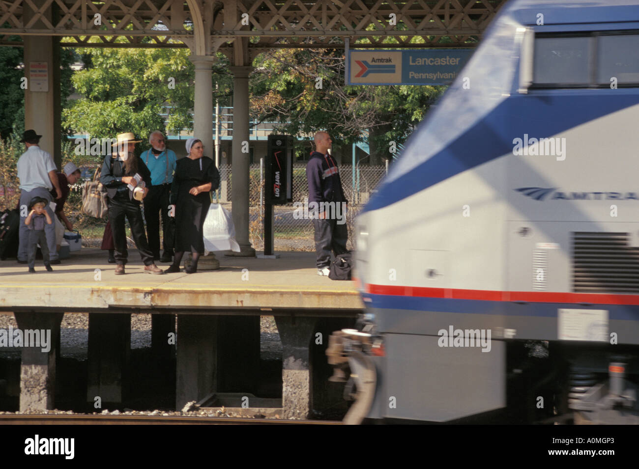 Amtrak worker hi-res stock photography and images - Alamy