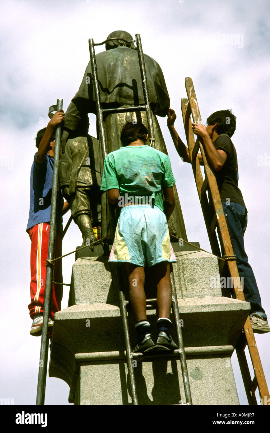 Child labour peru hi-res stock photography and images - Alamy