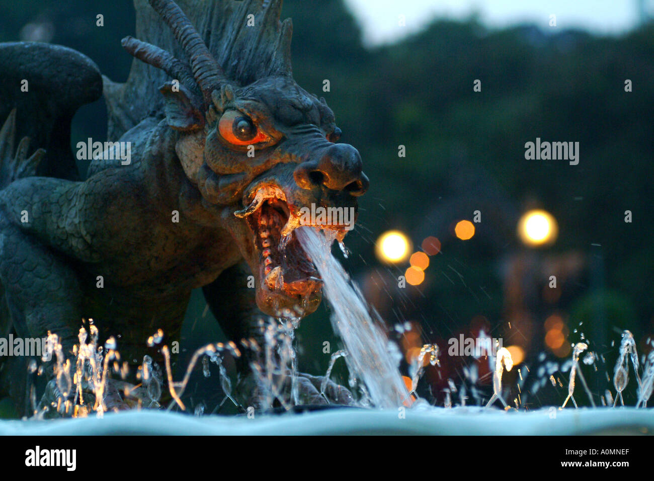 Dragon statue Sentosa island Singapore, photo by Bruce Miller 9 2004 ...