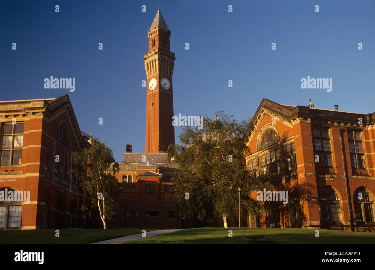 Birmingham university architecture hi-res stock photography and images ...