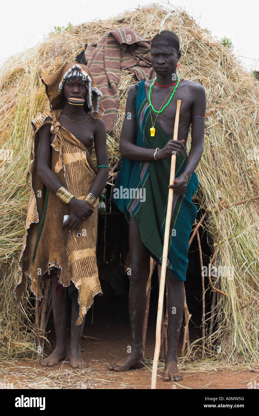 South africa tribe couple hi-res stock photography and images - Alamy