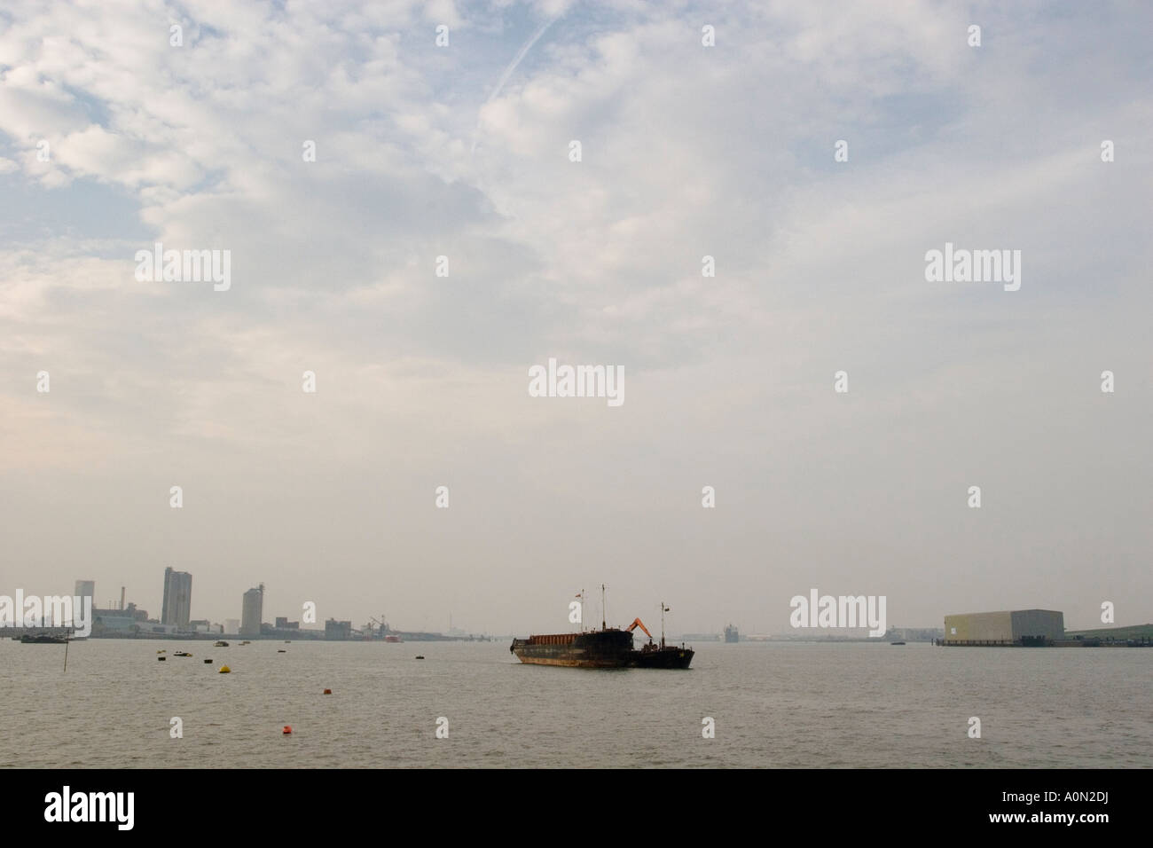 River Thames at Erith looking upriver Stock Photo - Alamy