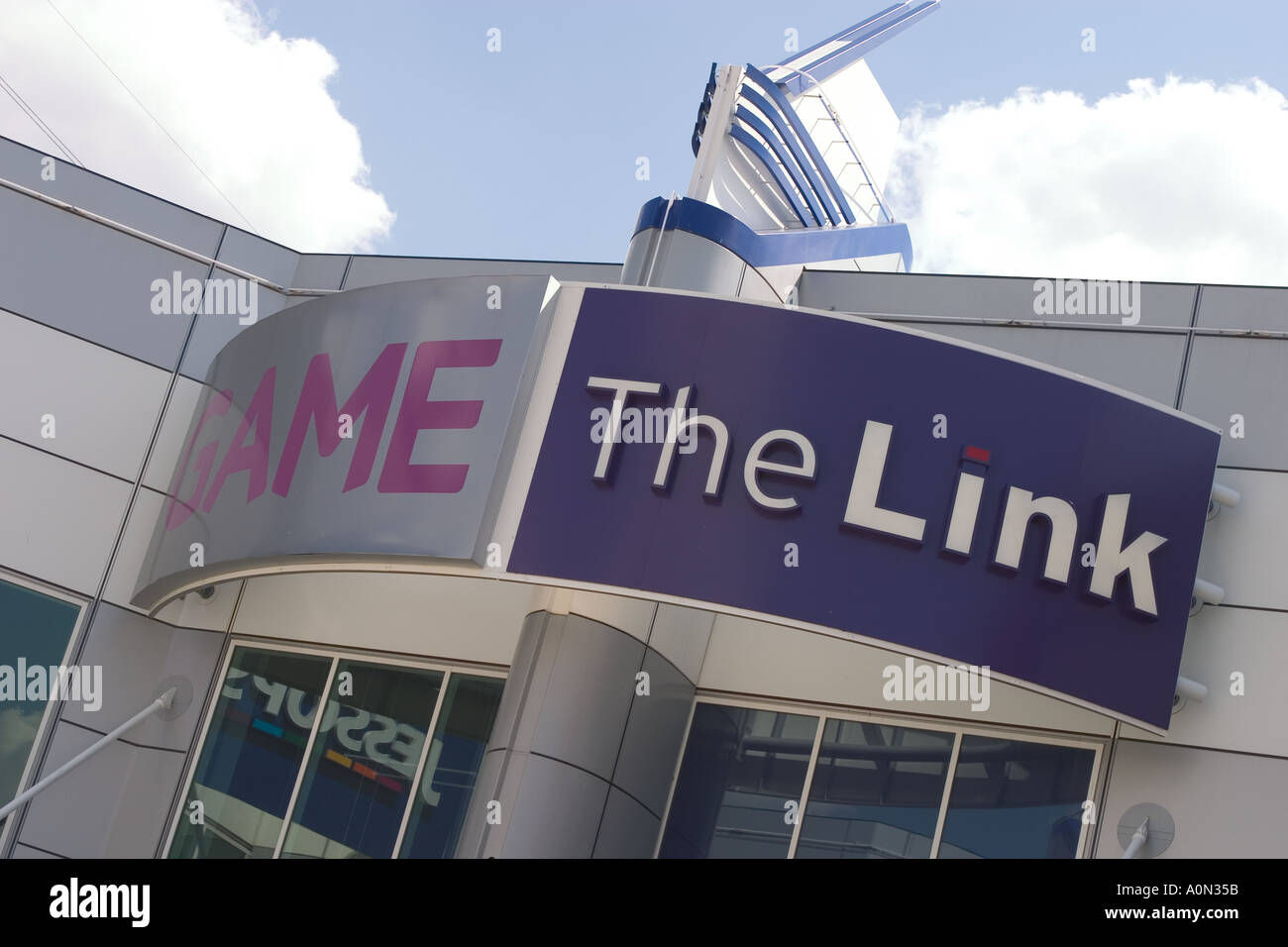 Beckton retail park hi-res stock photography and images - Alamy