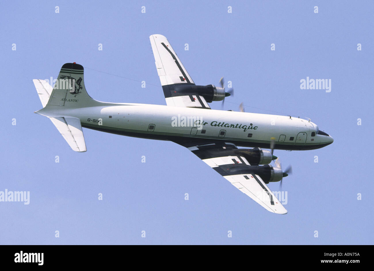 Douglas dc 6 hi-res stock photography and images - Alamy