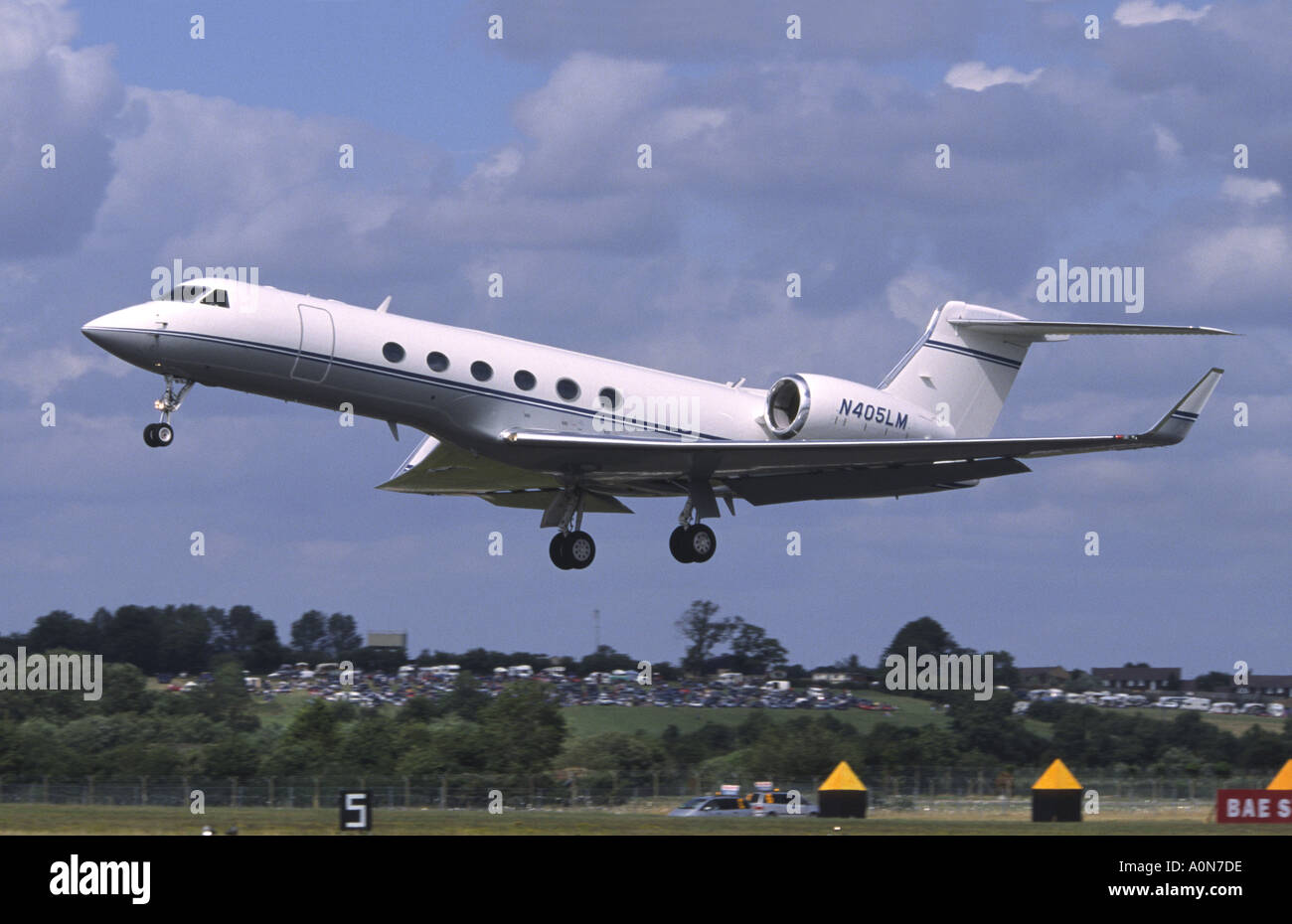 Grumman Gulfstream V Executive Jet Taking Off Fairford Air Tattoo Stock ...
