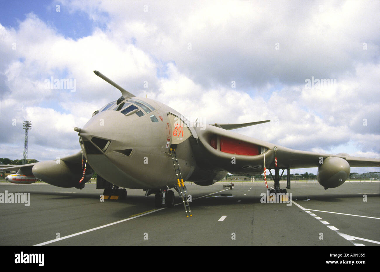 Handley Page Victor K2 Tanker RAF Brize Norton Airshow Stock Photo - Alamy