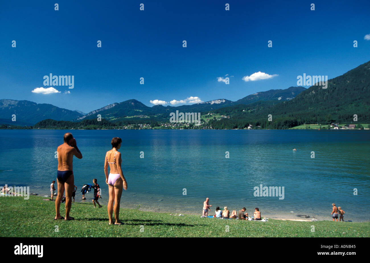 Hallerstätter lake, public beach Stock Photo - Alamy