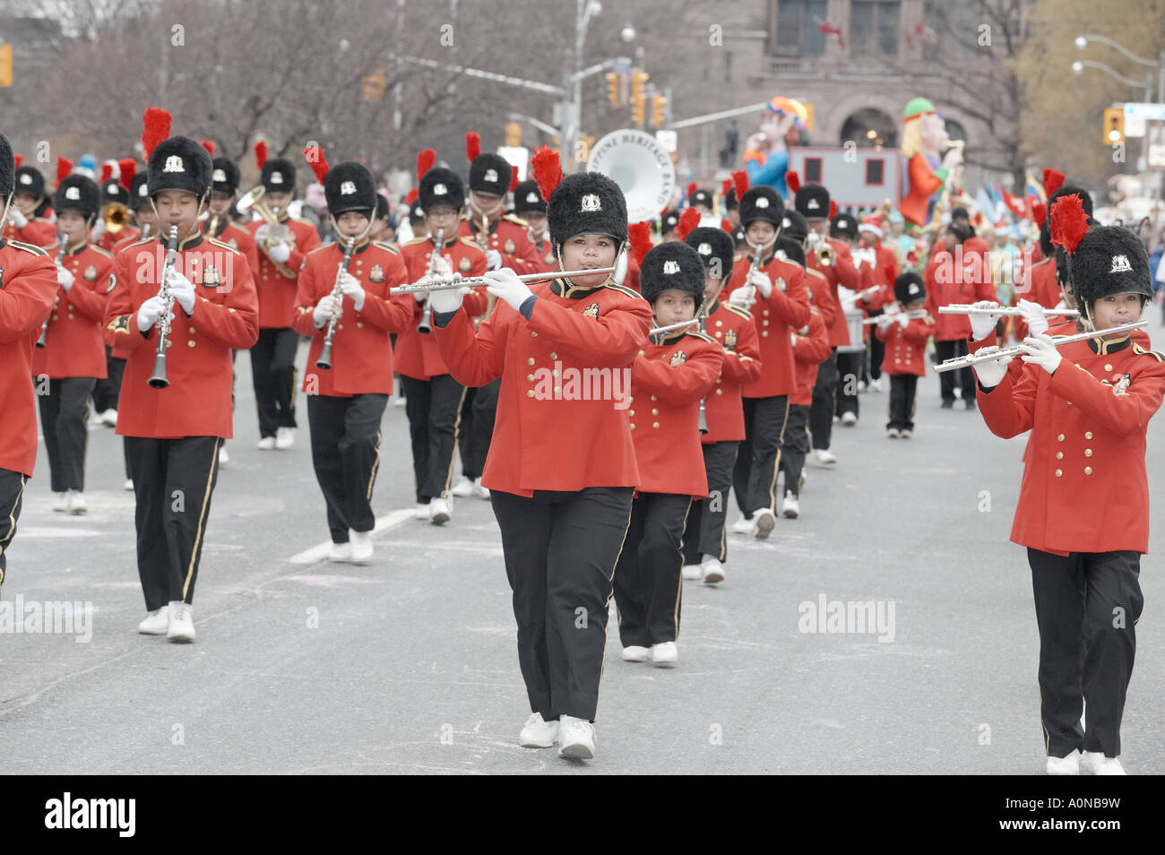 University marching band drums hi-res stock photography and images - Alamy