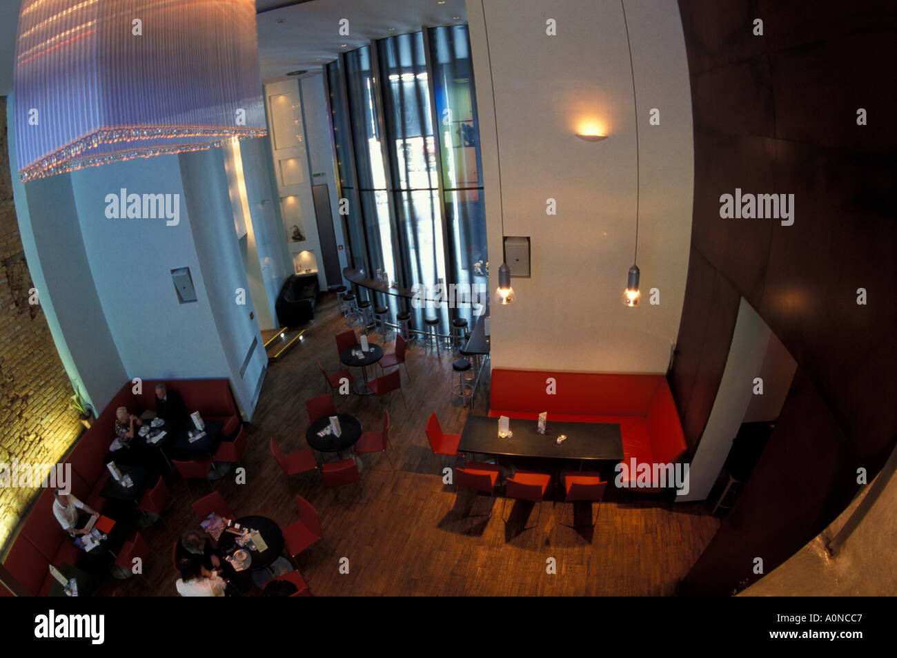 Cafe atelier hi-res stock photography and images - Alamy
