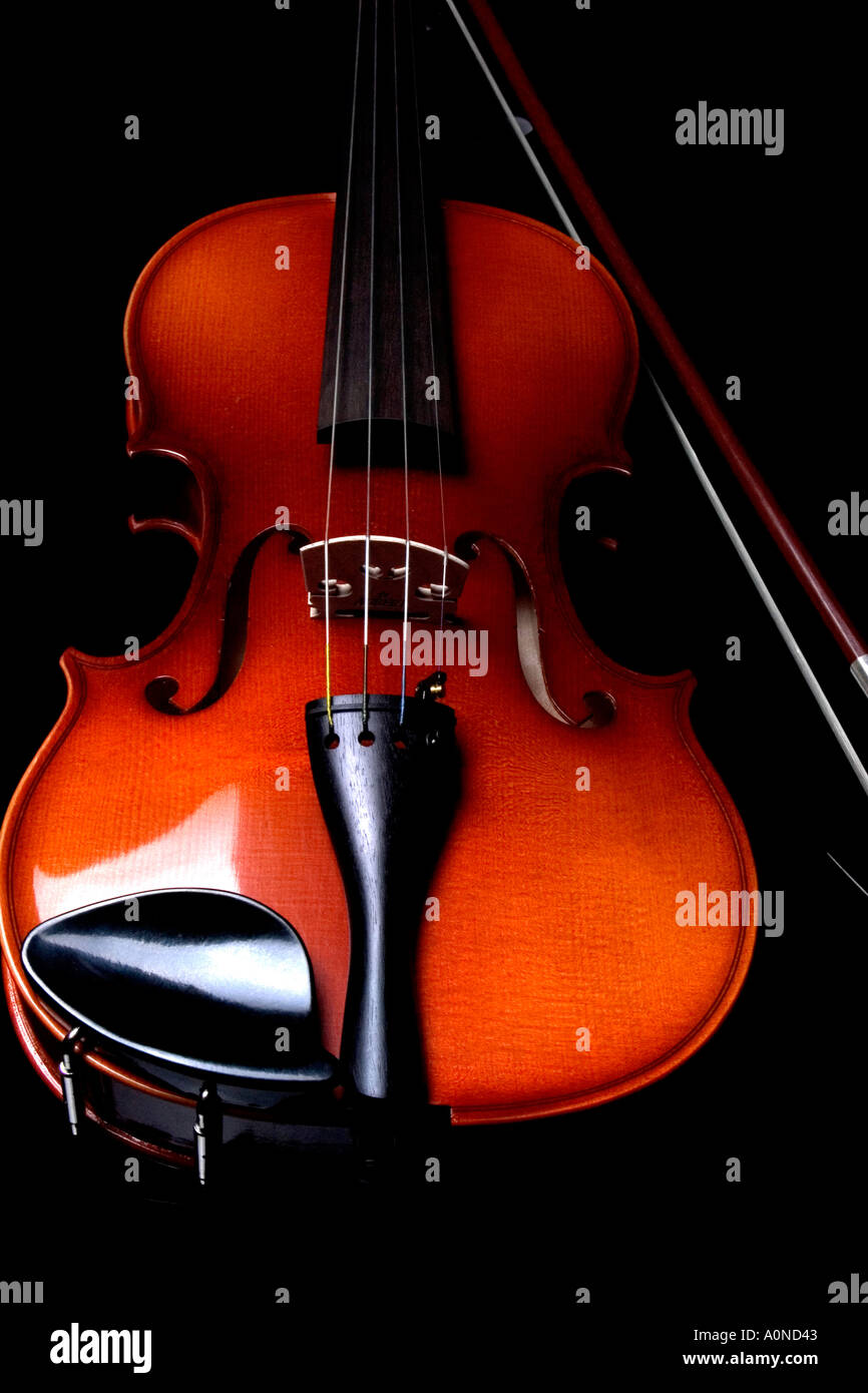 Black violin band hi-res stock photography and images - Alamy
