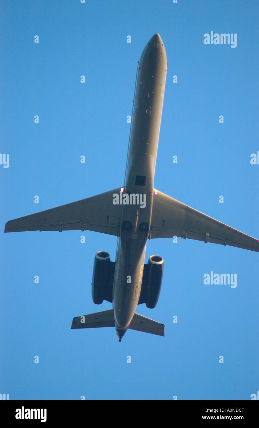 Straight upward shot of Boeing commercial aircraft taking off Stock ...