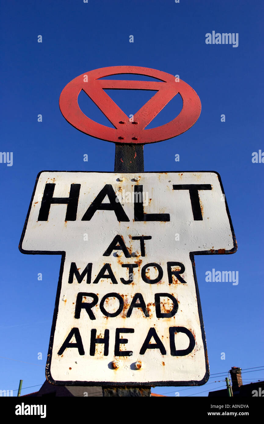 Halt at major road sign taken at the black country living museum ...