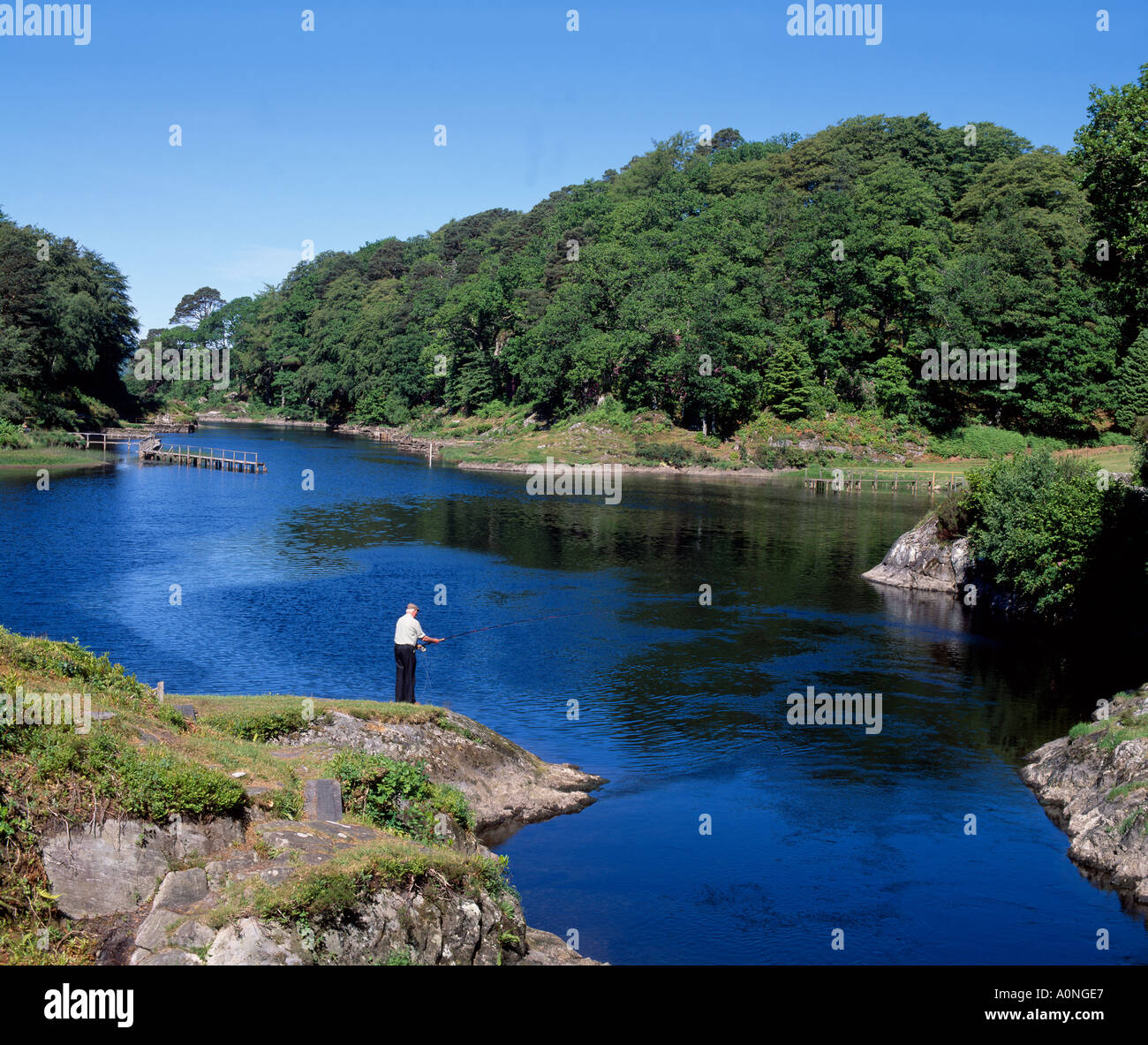 Fishing shiel hi-res stock photography and images - Alamy