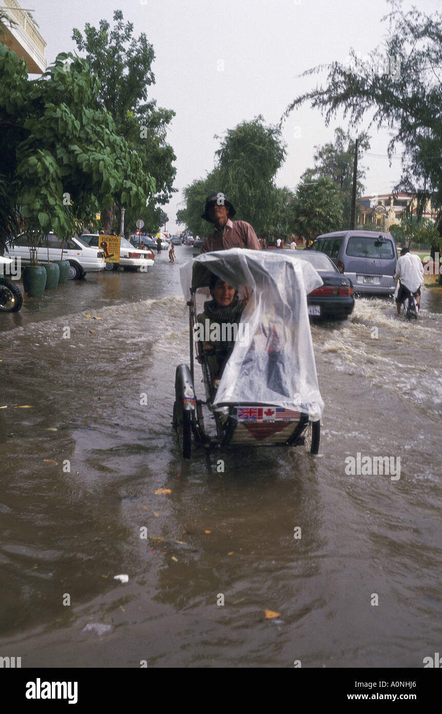 Cambodia Phnom Penh Streets Flooded during Monsoon Rain Stock Photo - Alamy