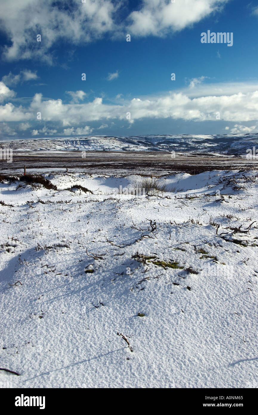 Looking to Danby High Moor and Castleton Rigg from Commondale Moor ...