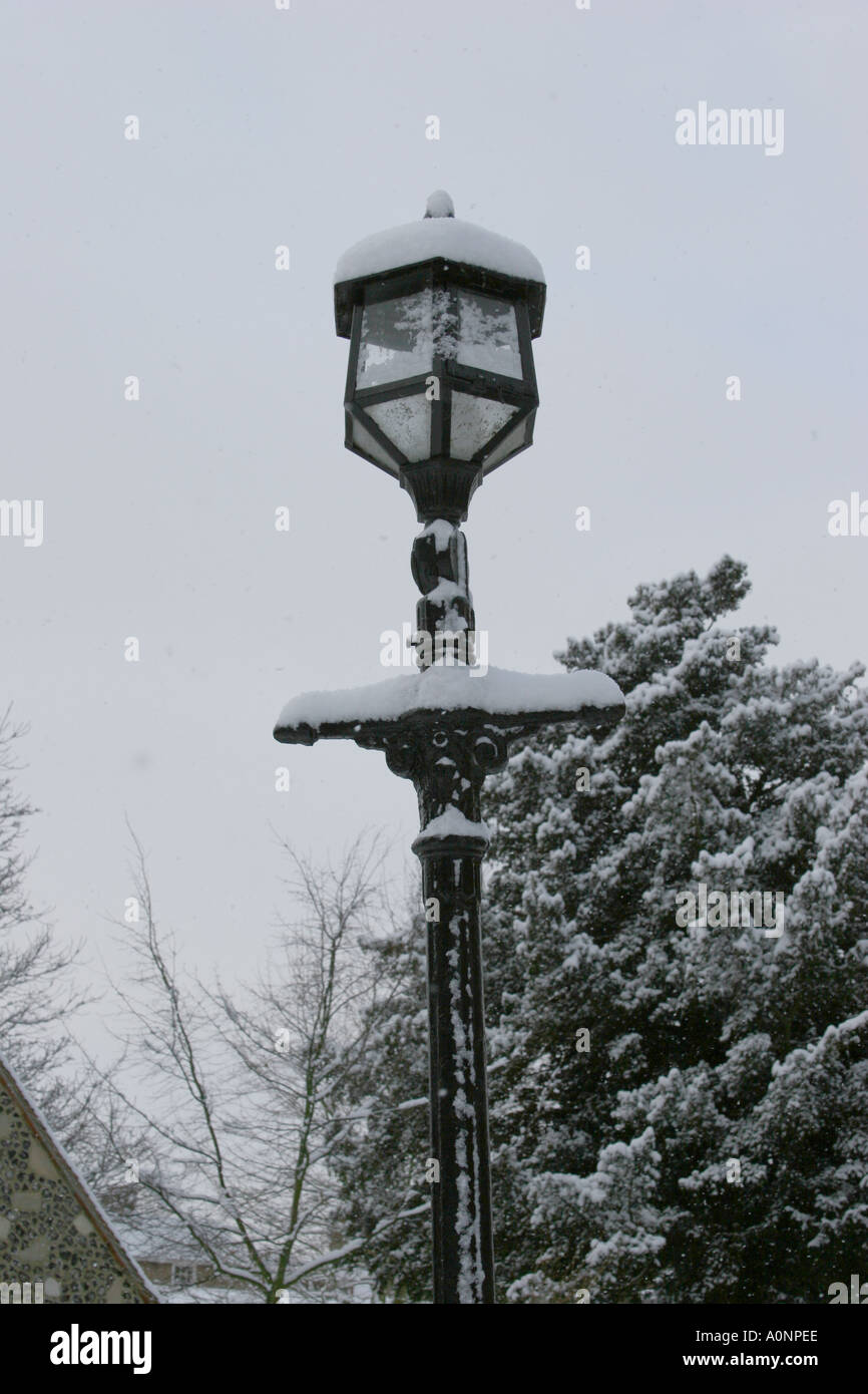 Old victorian lamp post hi-res stock photography and images - Alamy