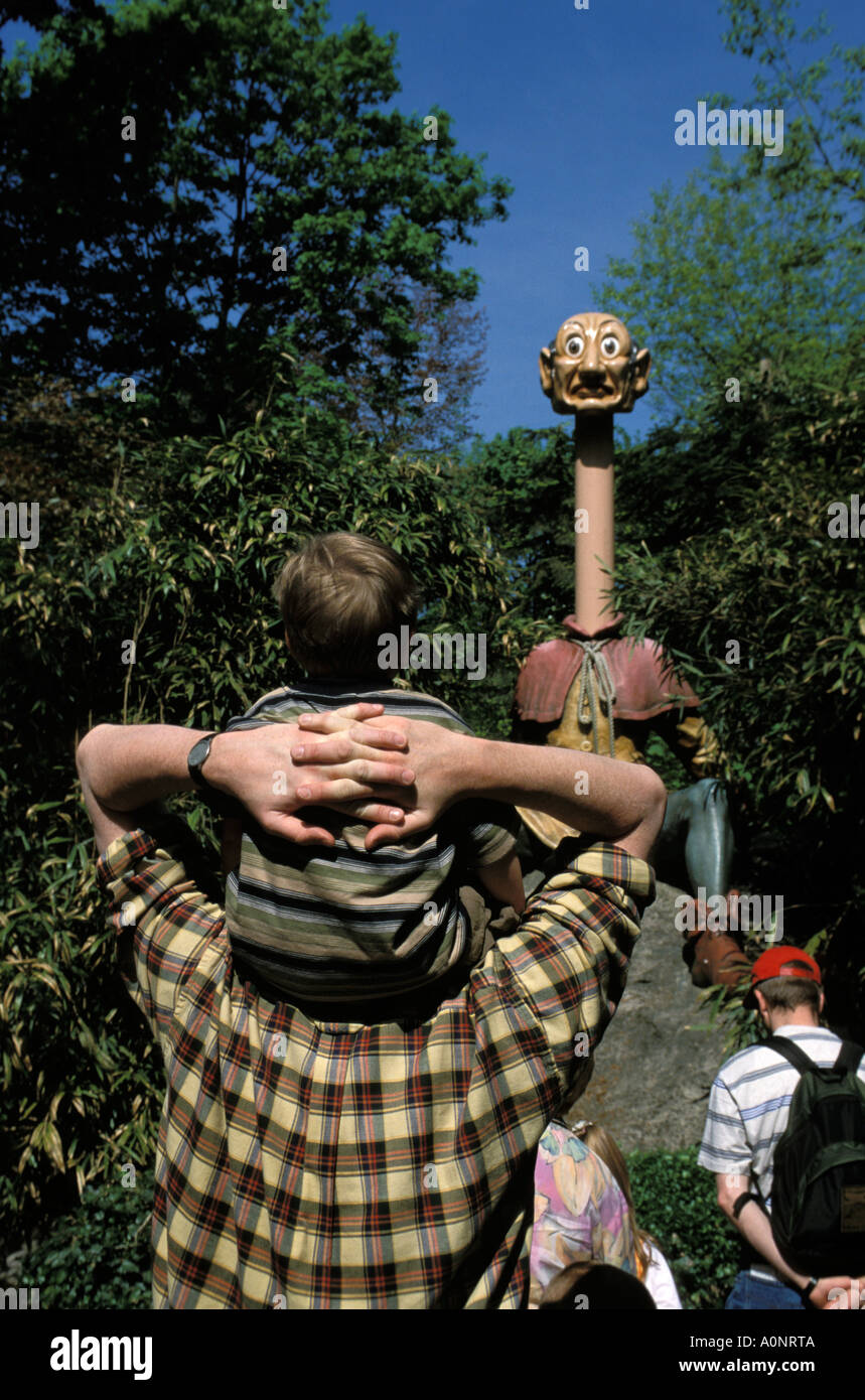 Kaatsheuvel Efteling Langnek Stock Photo - Alamy