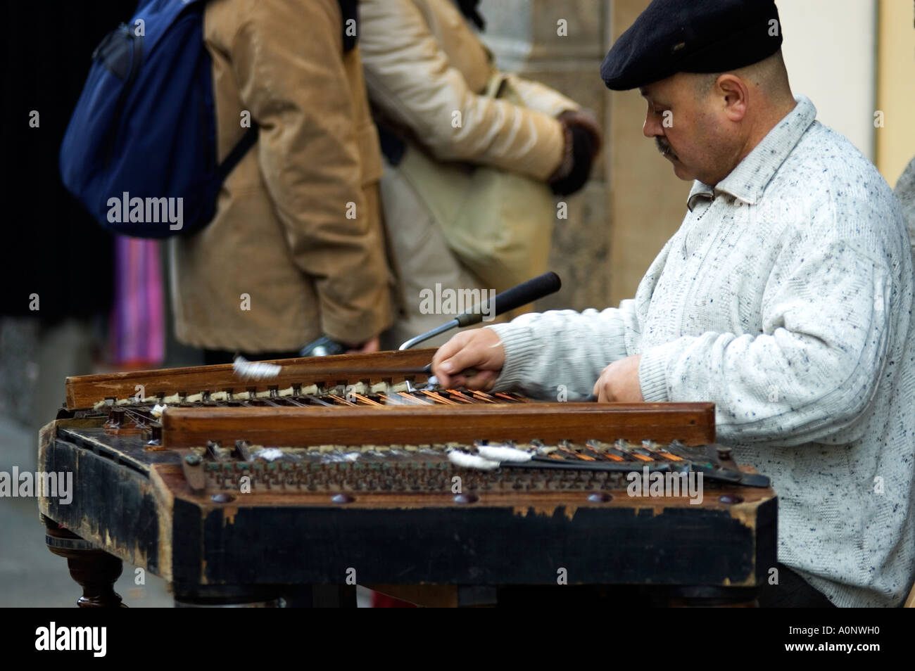 Cimbalon instrument hi-res stock photography and images - Alamy