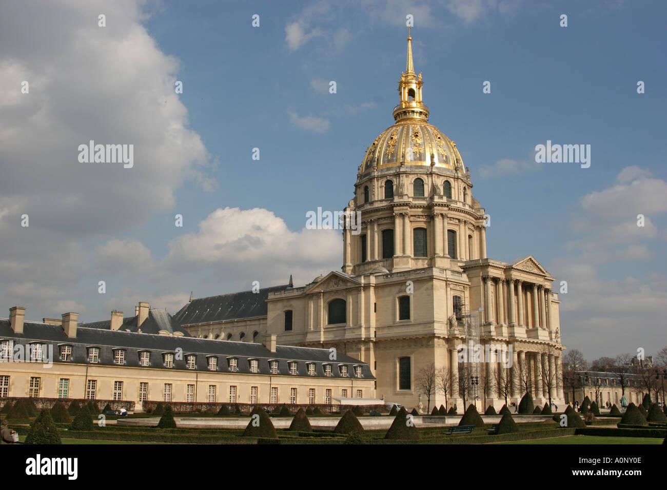 Royal crypt paris hi-res stock photography and images - Alamy