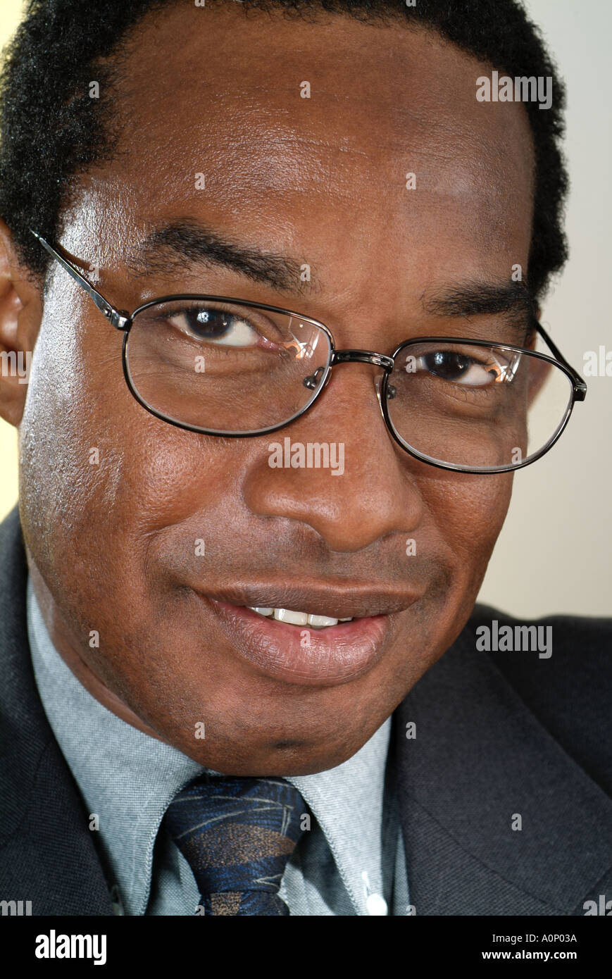 African american man 40 years old hi-res stock photography and images ...