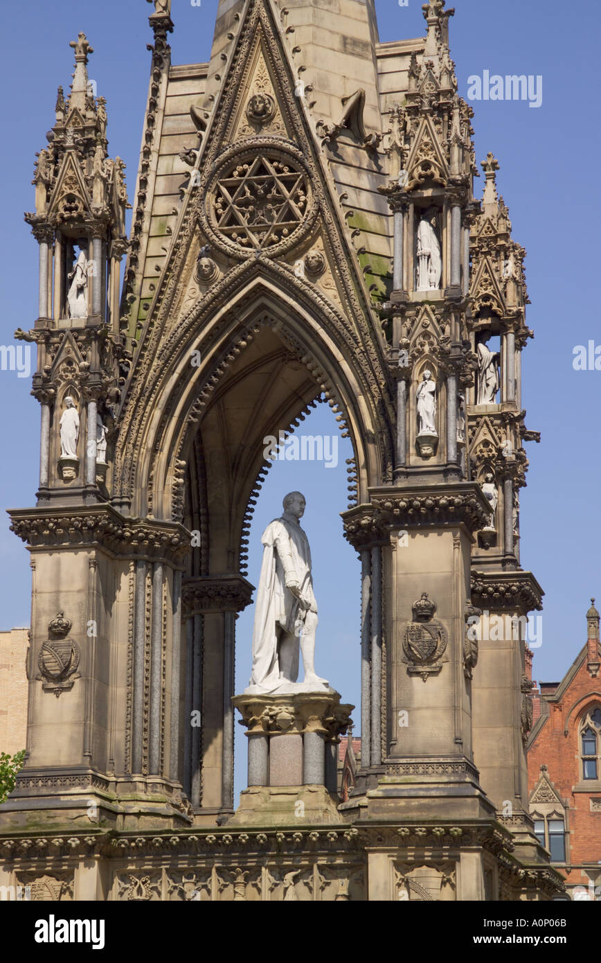 Statue and Memorial of Prince Albert "Albert Square" Manchester ...
