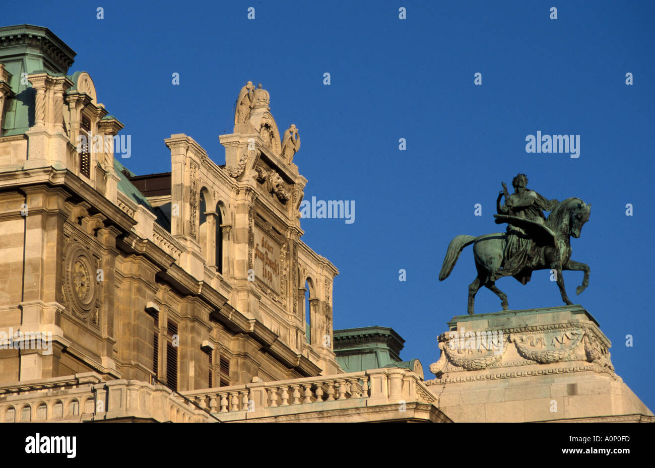 Vienna ringstrasse opera house hi-res stock photography and images - Alamy