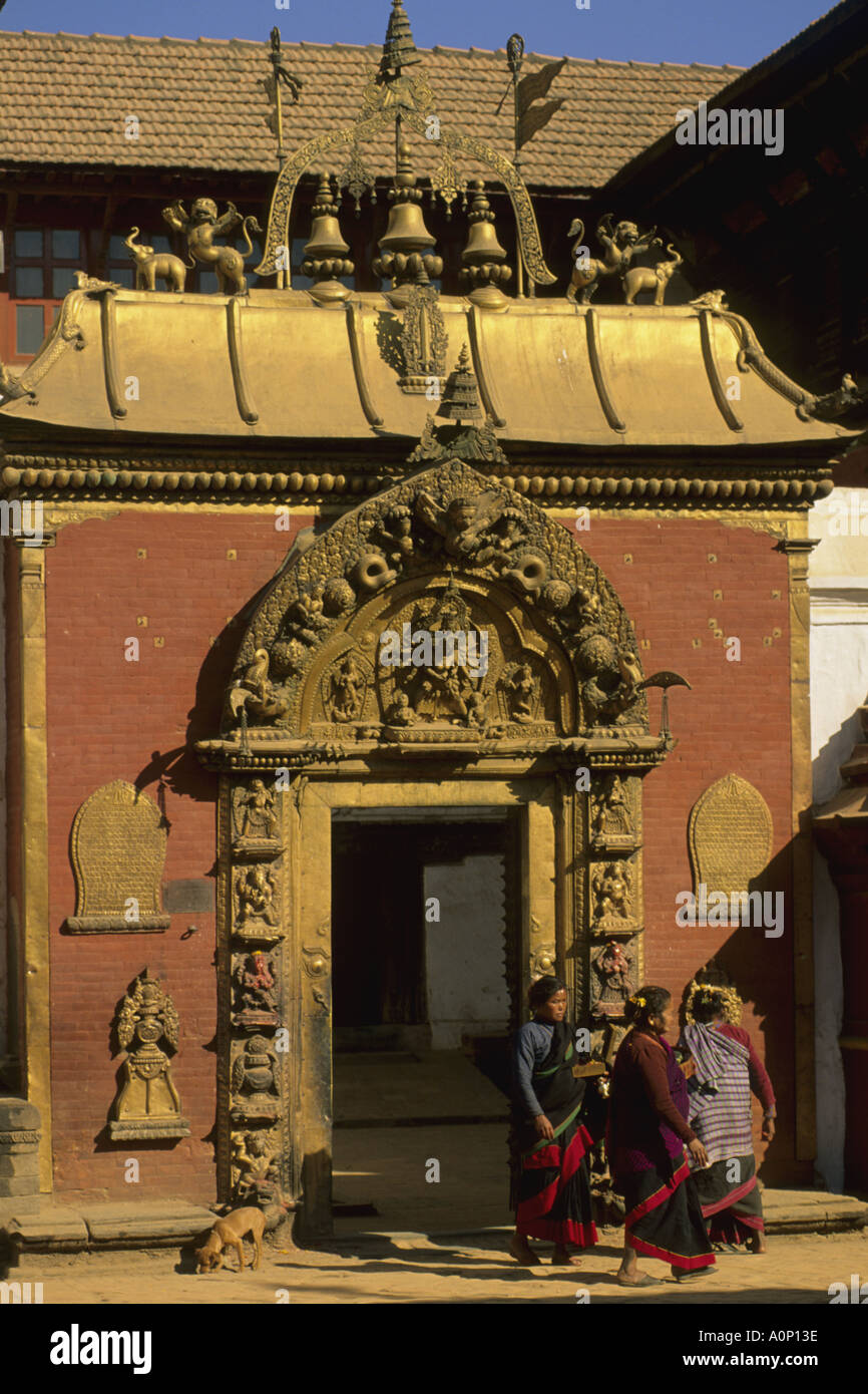Nepal Bhaktapur Golden Gate Stock Photo - Alamy