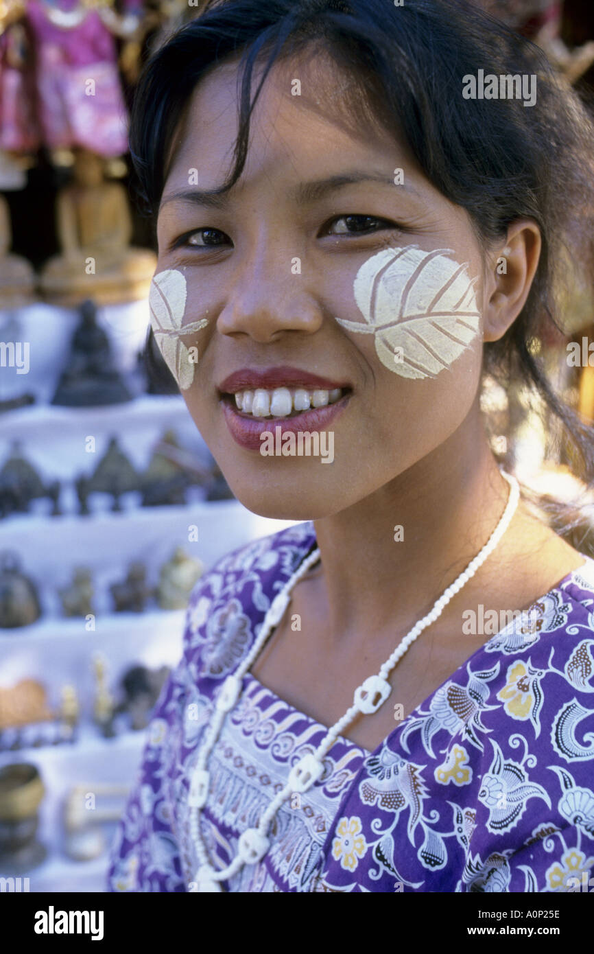 Myanmar Mandalay woman portrait Stock Photo - Alamy