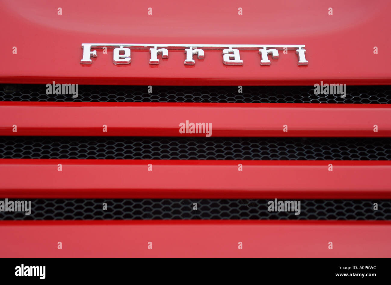 Ferrari logo rosso hi-res stock photography and images - Alamy