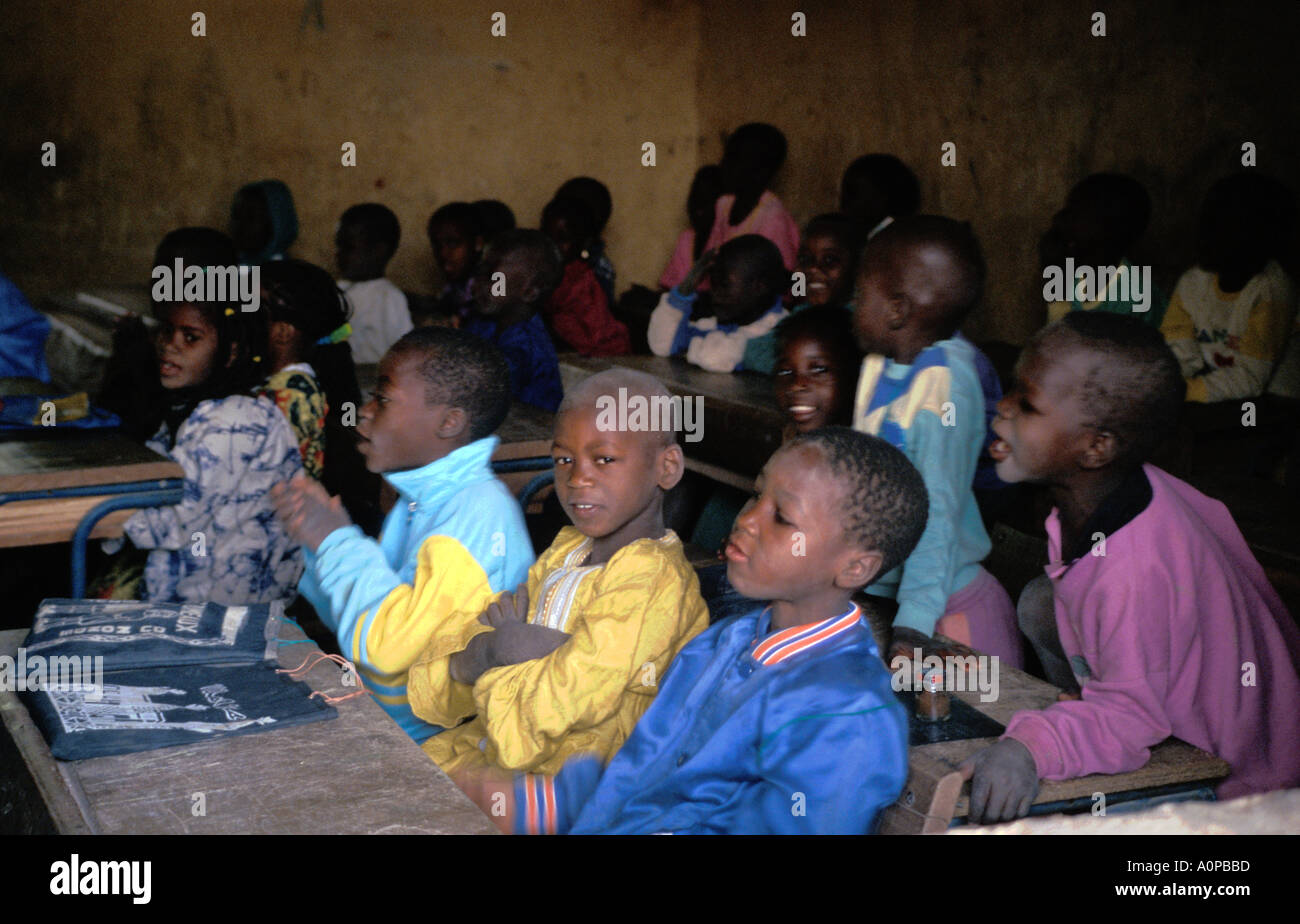 Malian school children hi-res stock photography and images - Alamy