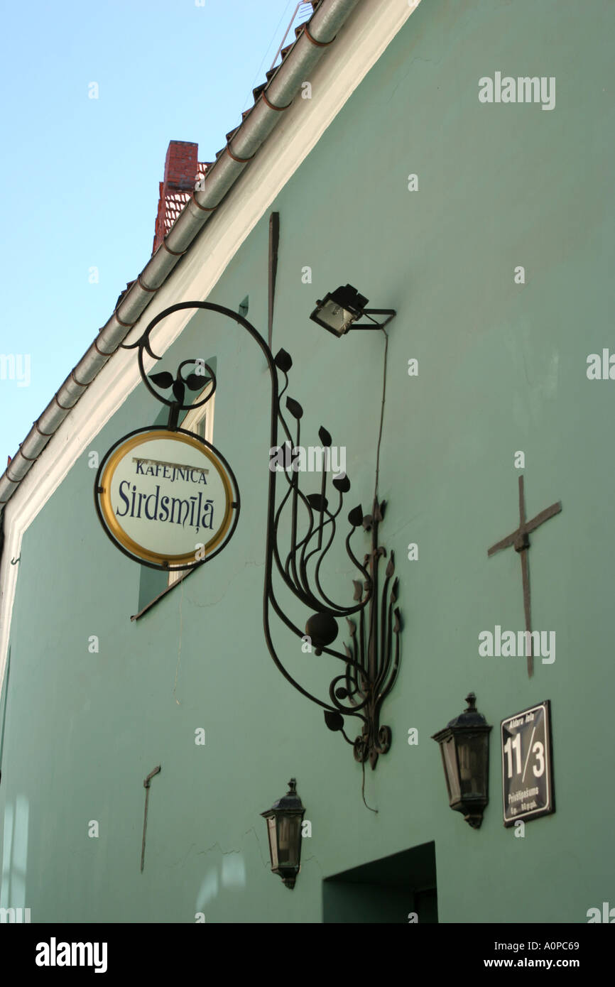 Old cast metal town sign hi-res stock photography and images - Alamy