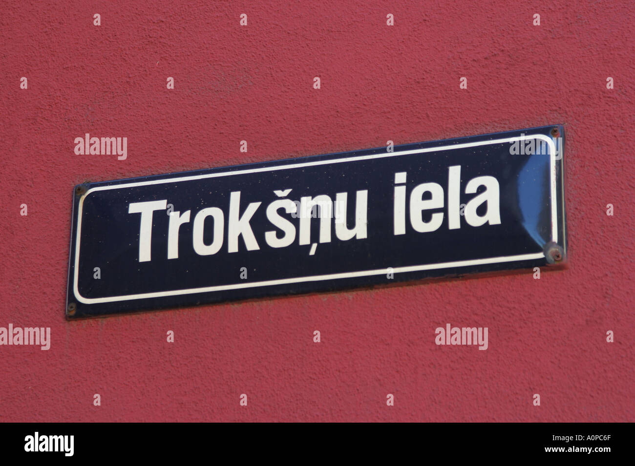 Old cast metal town sign hi-res stock photography and images - Alamy