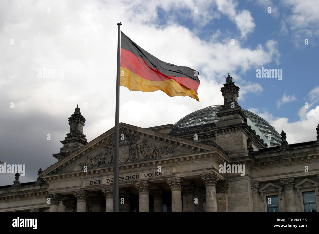 The flag over the reichstag hi-res stock photography and images - Alamy