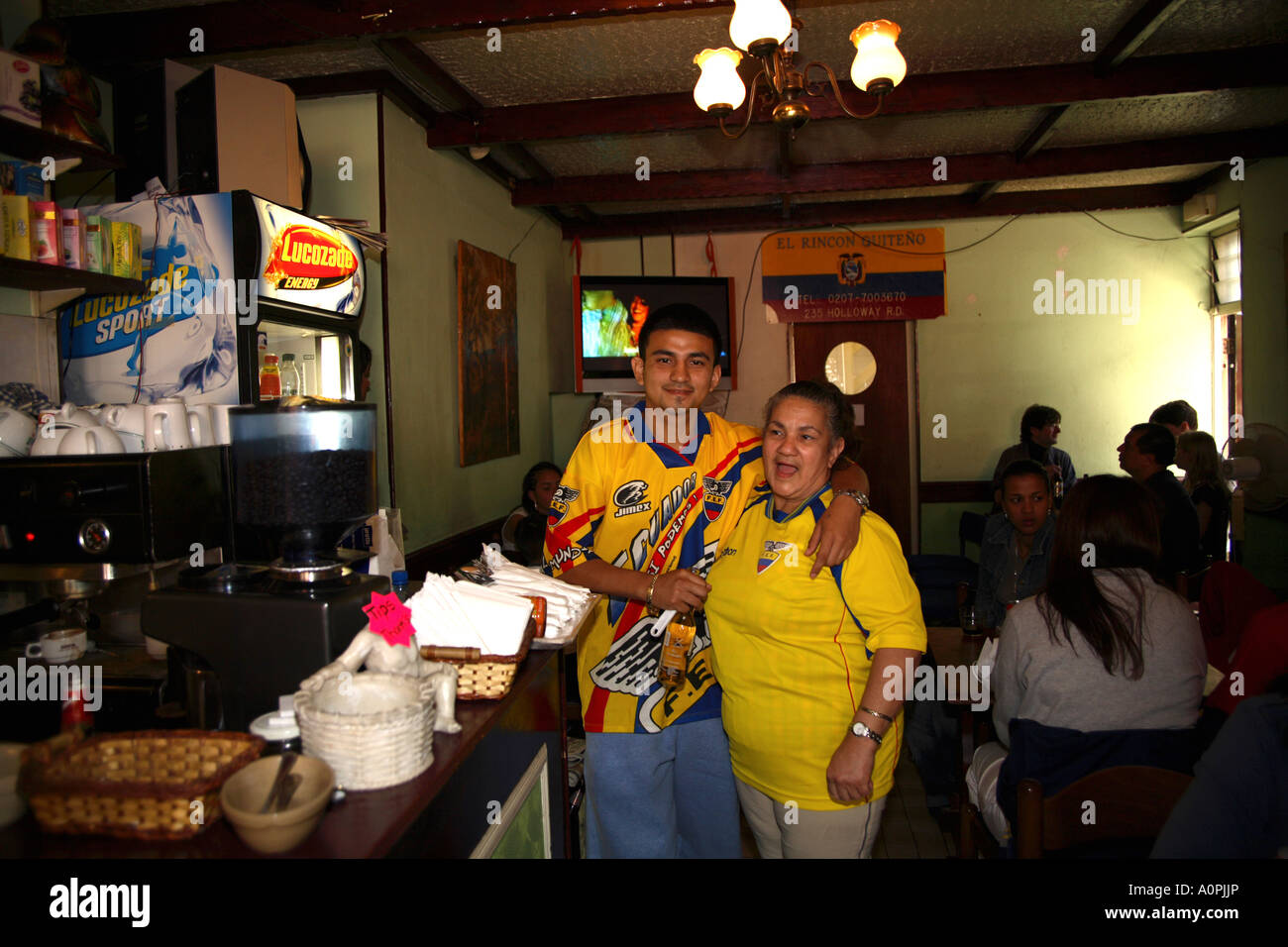 Ecuadorean staff at half-time, their team beat Costa Rica 3-0, 2006 ...