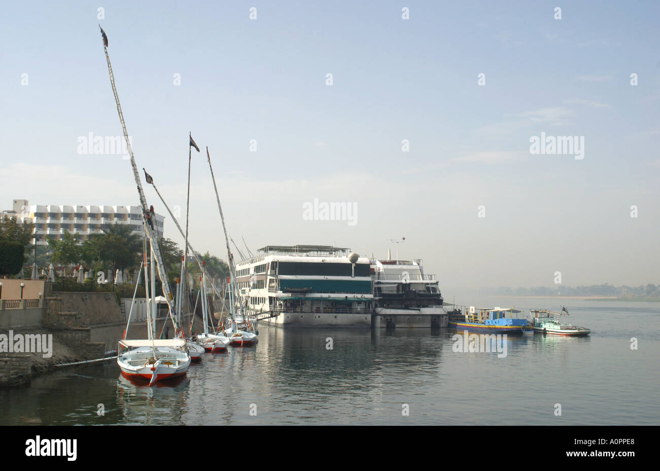 Corniche river nile luxor nile hi-res stock photography and images - Alamy