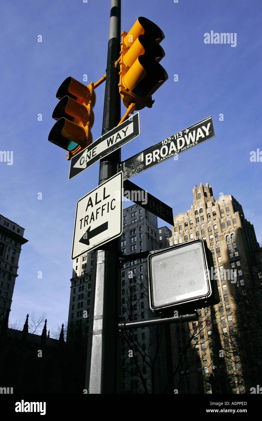 Broadway street sign and iconic yellow American traffic lights in ...