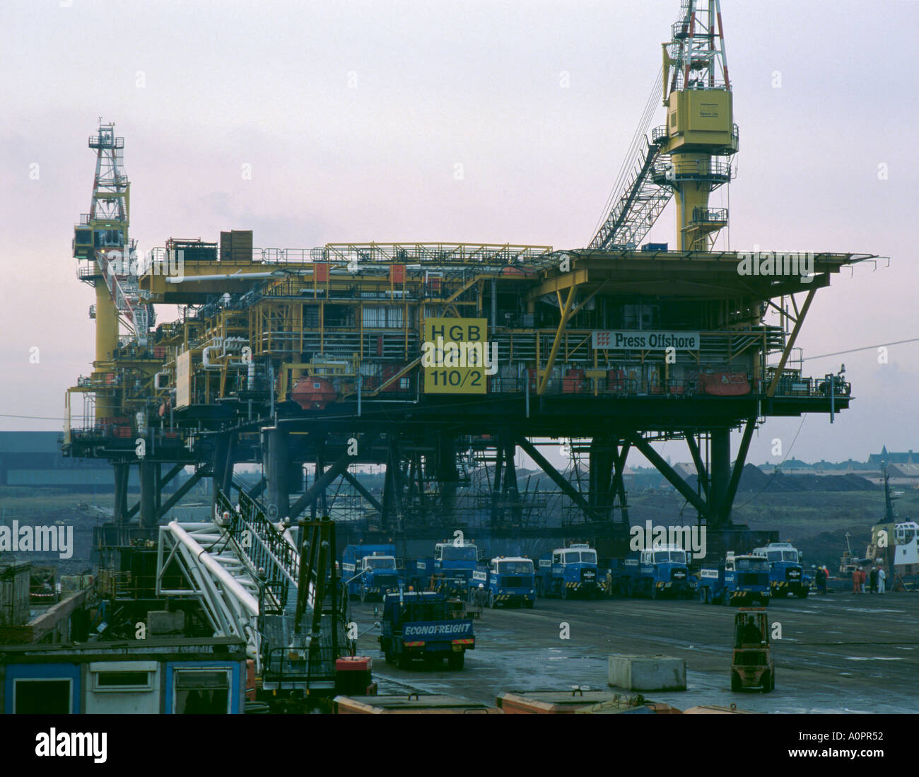 Gas platform loadout, Wallsend, Tyneside, Tyne and Wear, England, UK ...