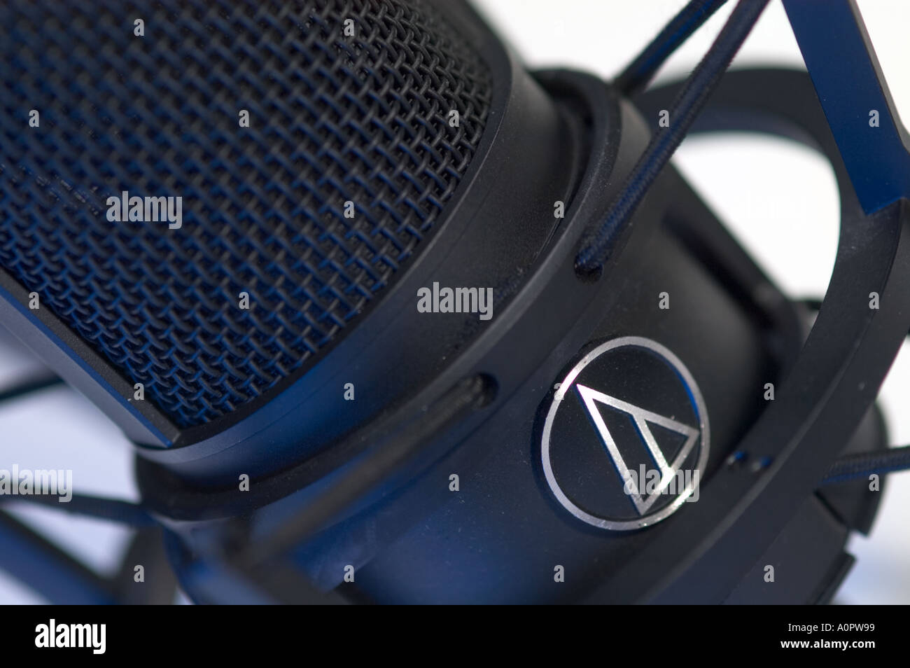 Omni microphone hi-res stock photography and images - Alamy