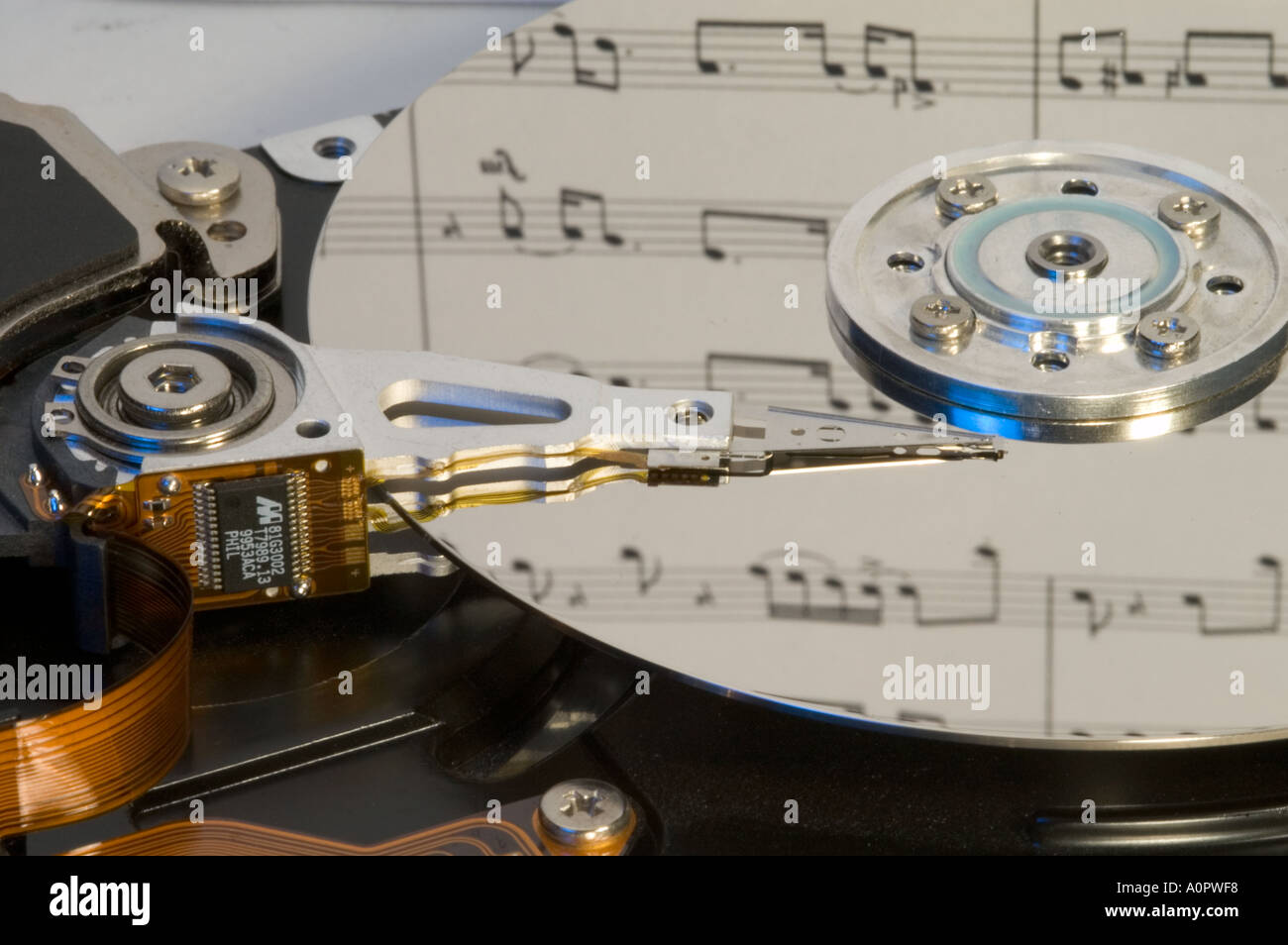 Storage stored disc hi-res stock photography and images - Alamy