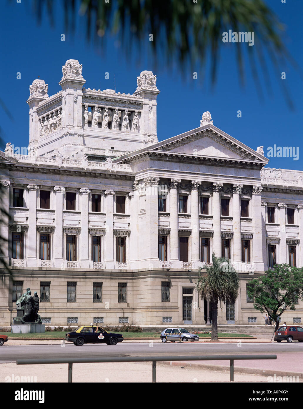 Legislative palace montevideo hi-res stock photography and images - Alamy
