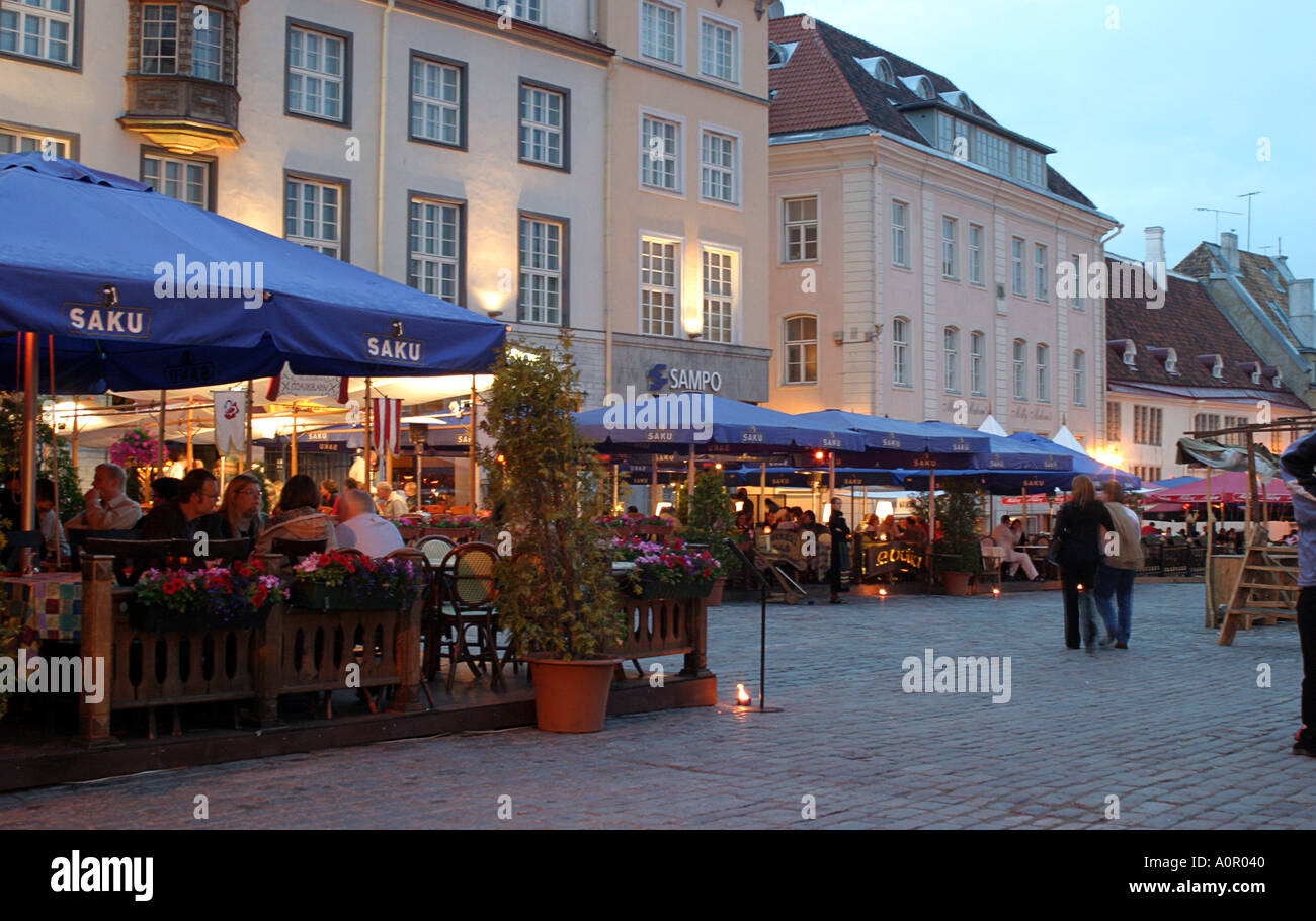 Talin town hall square hi-res stock photography and images - Alamy
